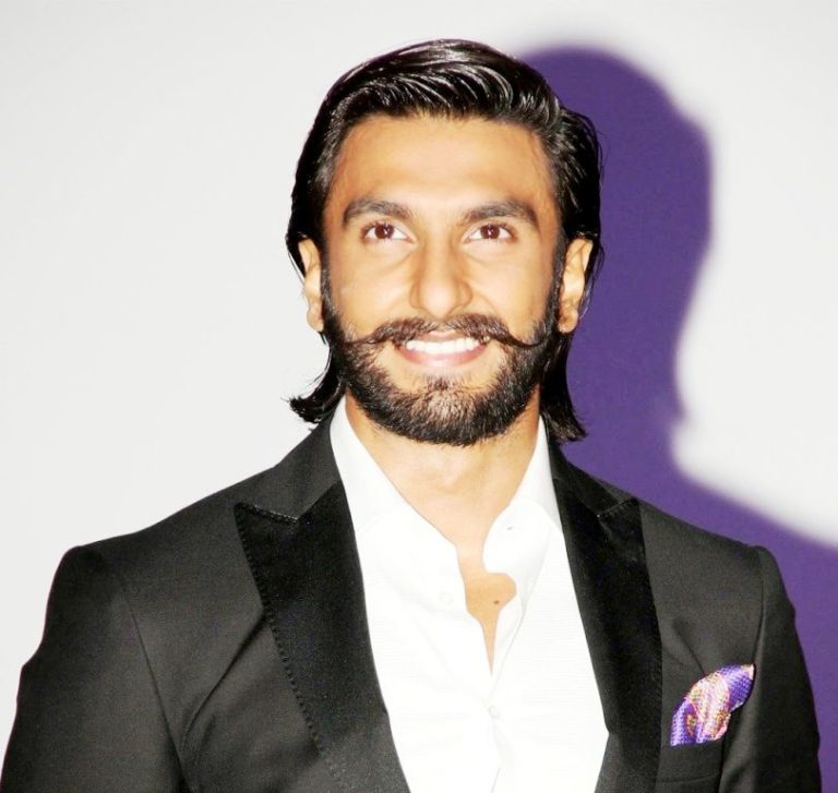 Ranveer Singh Height Age Girlfriend Family Biography More StarsUnfolded