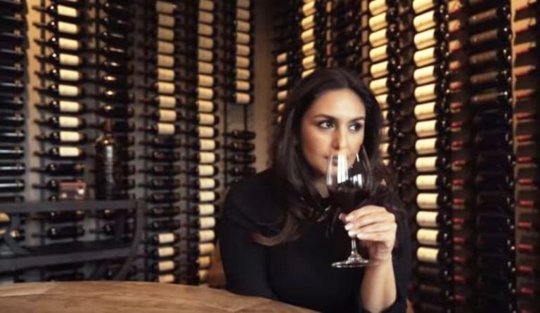 Huma Qureshi Age, Boyfriend, Family, Biography & More » StarsUnfolded