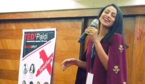 Manasi Parekh Height, Age, Husband, Family, Biography » StarsUnfolded