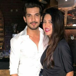 Nishank Swami Height, Age, Girlfriend, Wife, Family, Biography & More ...