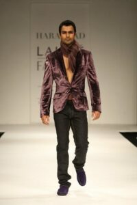 Ashmit Patel Height, Age, Girlfriend, Family, Biography » StarsUnfolded