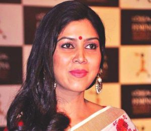 Sakshi Tanwar (Actress) Age, Boyfriend, Husband, Family, Biography ...