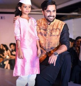 Vishal Karwal Height, Age, Girlfriend, Wife, Family, Biography ...