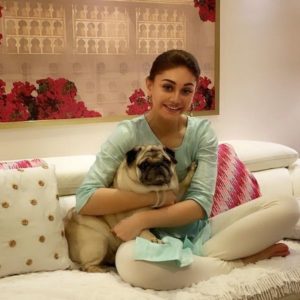 Shefali Jariwala Age, Death, Boyfriend, Husband, Family, Biography ...