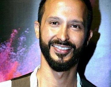 Raymon Singh Height, Weight, Age, Husband, Family, Biography & More ...