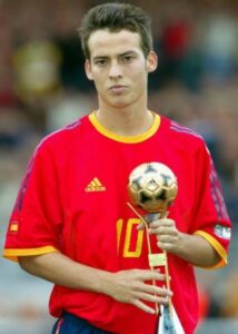 David Silva Height, Age, Girlfriend, Wife, Children, Family, Biography ...