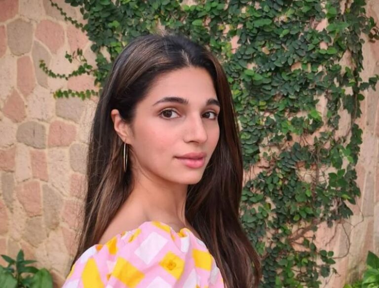 Vinti Idnani Height, Age, Family, Biography » StarsUnfolded