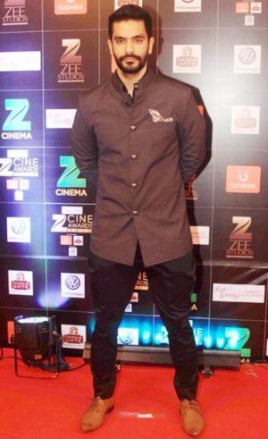 Angad Bedi Height, Age, Wife, Children, Family, Biography & More » StarsUnfolded