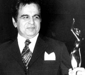 Dilip Kumar Age, Death, Wife, Family, Biography » StarsUnfolded