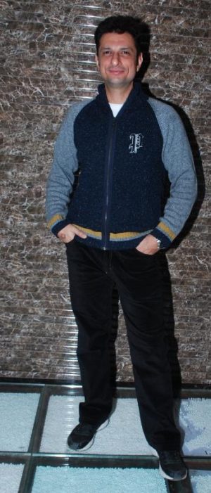 Rushad Rana Height, Age, Wife, Family, Biography & More » StarsUnfolded