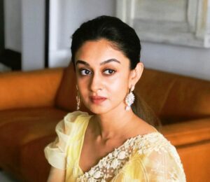 Aishwarya Arjun Height, Age, Husband, Family, Biography » StarsUnfolded