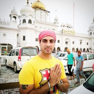 Gavie Chahal Height, Age, Wife, Family, Biography & More » StarsUnfolded