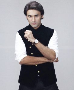 Sartaj (aka Sarrtaj) Gill Height, Weight, Age, Affairs, Biography ...