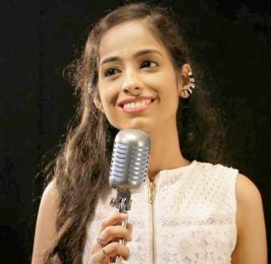 Simran Kaur (Singer) Height, Weight, Age, Affairs, Biography & More ...