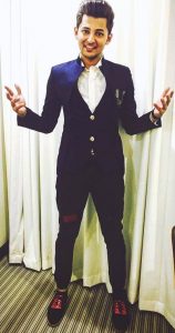 Darshan Raval Height, Age, Wife, Family, Biography » StarsUnfolded