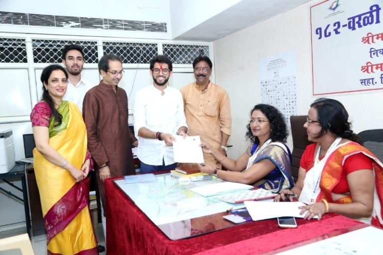 Aditya Thackeray Age, Caste, Girlfriend, Wife, Family, Biography & More ...