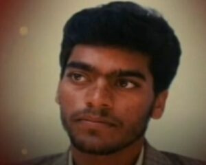 Ashutosh Rana Height, Age, Wife, Family, Biography & More » StarsUnfolded