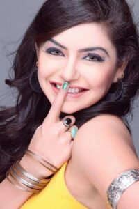 Nisha Bano Height, Age, Husband, Family, Biography » StarsUnfolded