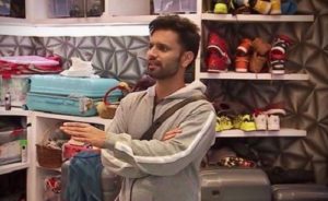 Rahul Vaidya Height, Age, Girlfriend, Wife, Family, Biography & More ...