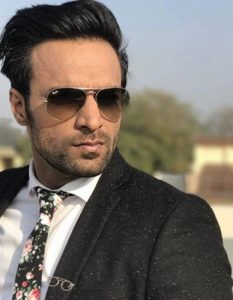 Shaleen Malhotra (aka Shaalein) Height, Weight, Age, Affairs, Wife ...