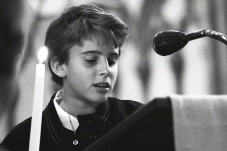 Emmanuel Macron Height, Age, Girlfriend, Wife, Children, Family ...