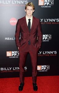 Joe Alwyn Height, Age, Girlfriend, Family, Biography & More » StarsUnfolded