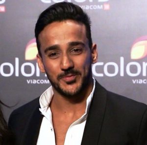 Rohit Reddy Height, Age, Wife, Family, Biography & More » StarsUnfolded