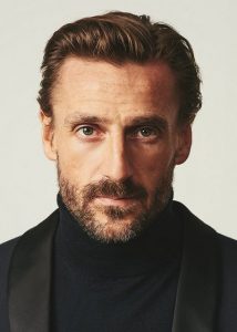 "Manikarnika: The Queen Of Jhansi" Actors, Cast & Crew: Roles, Salary ...