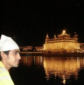 Samar Puri (Guitarist) Height, Age, Wife, Family, Biography » StarsUnfolded