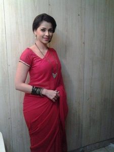 Deepali Pansare Height, Weight, Age, Husband, Biography & More ...