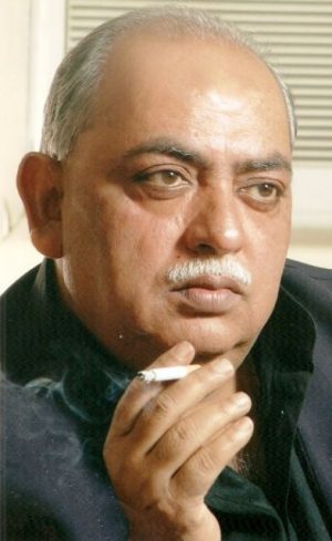 Munawwar Rana Age, Death, Wife, Children, Family, Biography & More ...