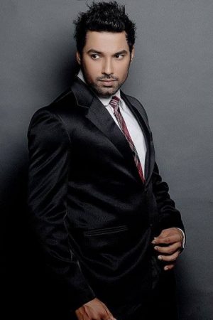 Nikkhil/Reyansh Chaddha Height, Weight, Age, Girlfriend, Biography ...