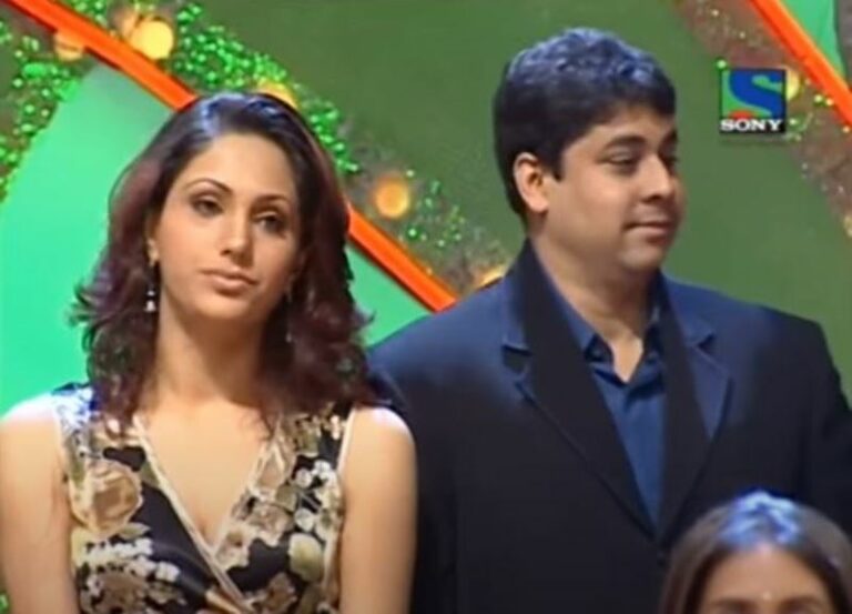 Cyrus Broacha Age, Wife, Children, Family, Biography & More » StarsUnfolded