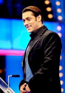 Salman Khan's Hairstyles & Beard Styles » StarsUnfolded