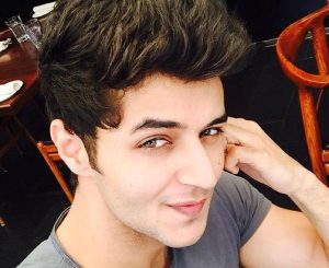 Siddharth Gupta Age, Girlfriend, Family, Biography & More » StarsUnfolded