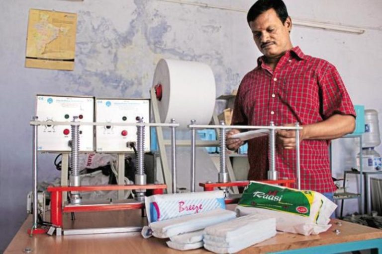 Arunachalam Muruganantham (Padman) Age, Wife, Biography, Family, Facts ...