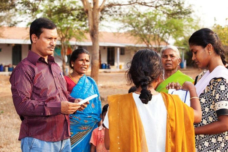 Arunachalam Muruganantham (Padman) Age, Wife, Biography, Family, Facts ...