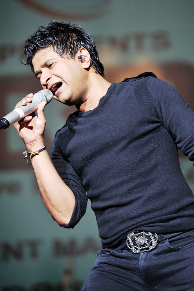 KK (Singer) Age, Death, Wife, Children, Family, Biography & More ...