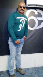 Deepak Bhatia Height, Weight, Age, Wife, Biography & More » StarsUnfolded