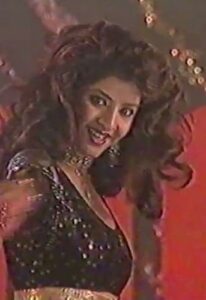 Divya Bharti Height, Age, Death, Boyfriend, Husband, Family, Biography ...