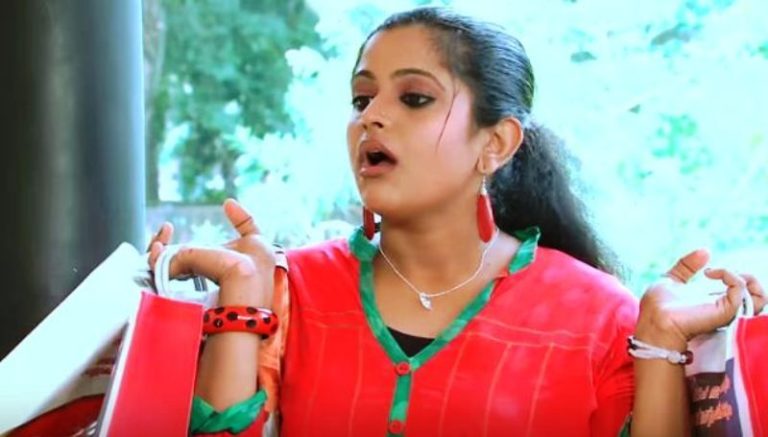 Veena Nair (Bigg Boss Malayalam 2) Age, Husband, Family, Biography & More » StarsUnfolded