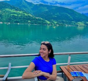 Jheel Mehta Height, Age, Husband, Family, Biography » StarsUnfolded