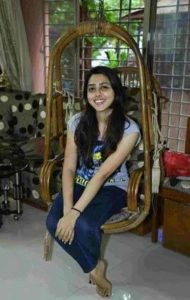 Jheel Mehta (Actress) Height, Age, Boyfriend, Family, Biography & More ...
