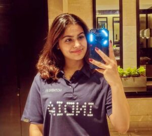 Manu Bhaker Height, Age, Family, Biography » StarsUnfolded