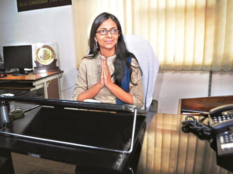 Swati Maliwal Height, Age, Husband, Family, Biography » StarsUnfolded