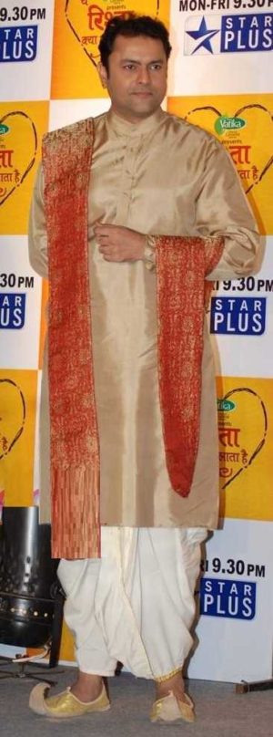 Sanjeev Seth Height, Weight, Age, Wife, Children, Family, Biography ...