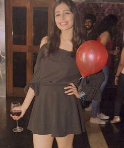 Srishti Ganguli Rindani (Actress) Age, Husband, Family, Biography ...