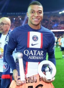 Kylian Mbappé Height, Age, Girlfriend, Family, Biography » StarsUnfolded