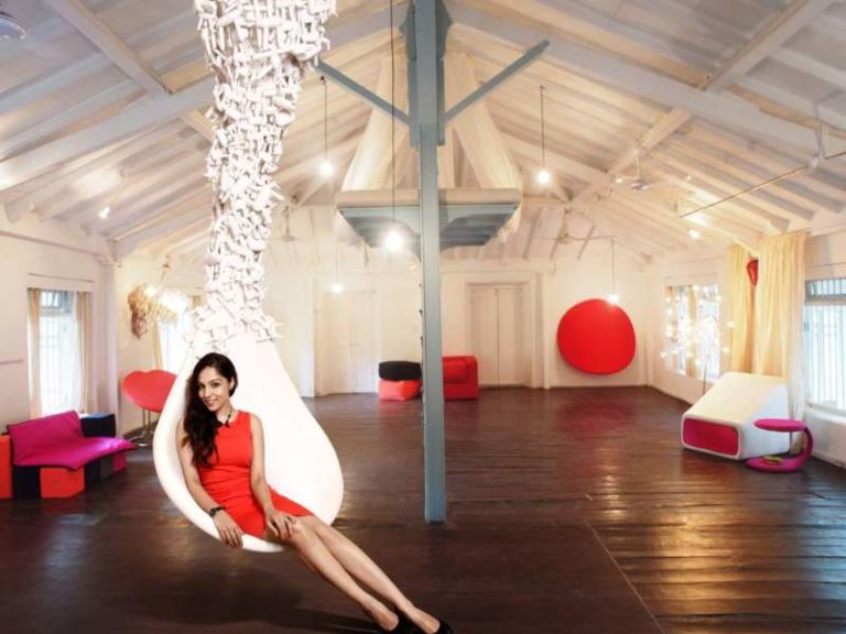 Lekha Washington Height, Age, Boyfriend, Husband, Family, Biography ...