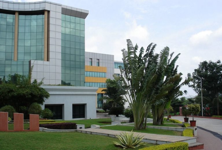 Varun Grover (Comedian) Age, Wife, Family, Biography & More » StarsUnfolded